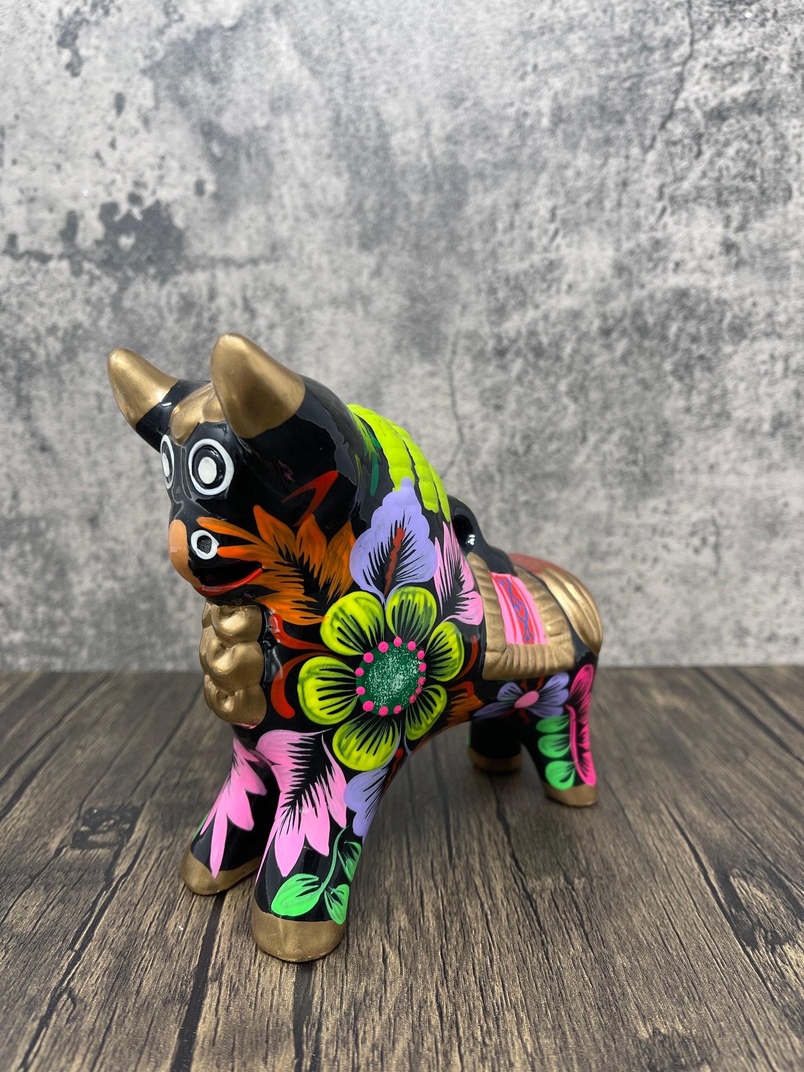 Torito peruano de Pucará 5.5 pulgadas de alto - Etsy España