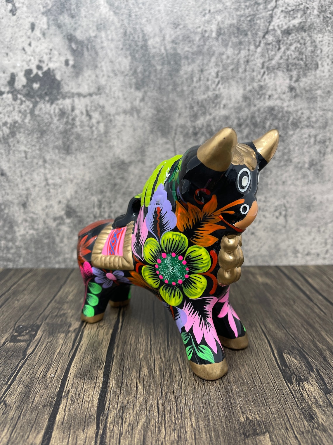 Torito peruano de Pucará 5.5 pulgadas de alto - Etsy España