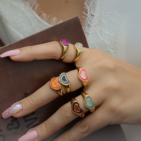 Gold Heart Ring - Etsy