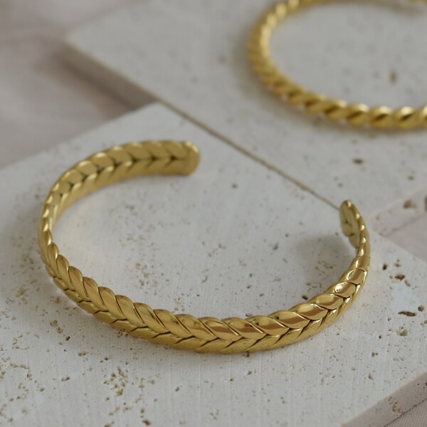 Gold Cuff Bracelet - Etsy