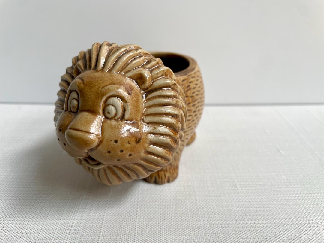 Vintage Lion Planter | Ceramic Cache Pot, Succulent Planter, Air Plant ...