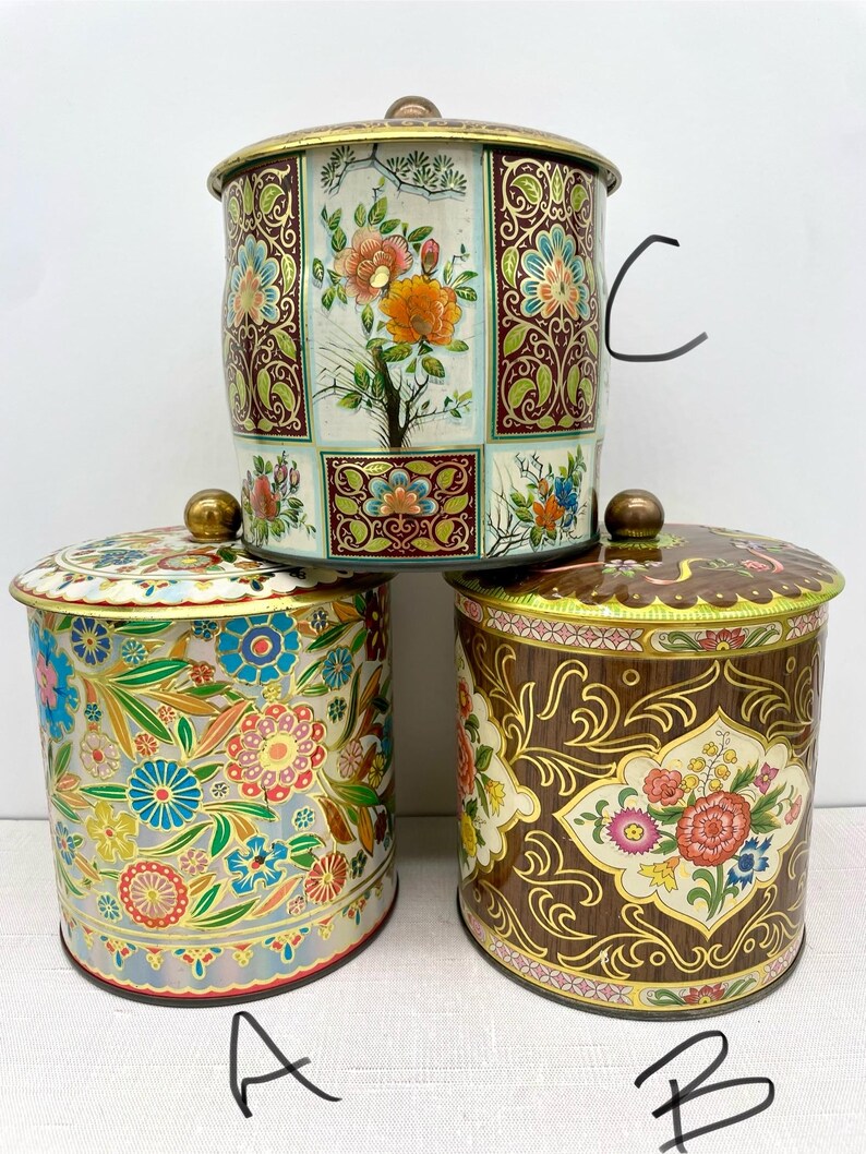 Vintage English Colorful Biscuit Tin, Designed by Daher of NY, Made in ...
