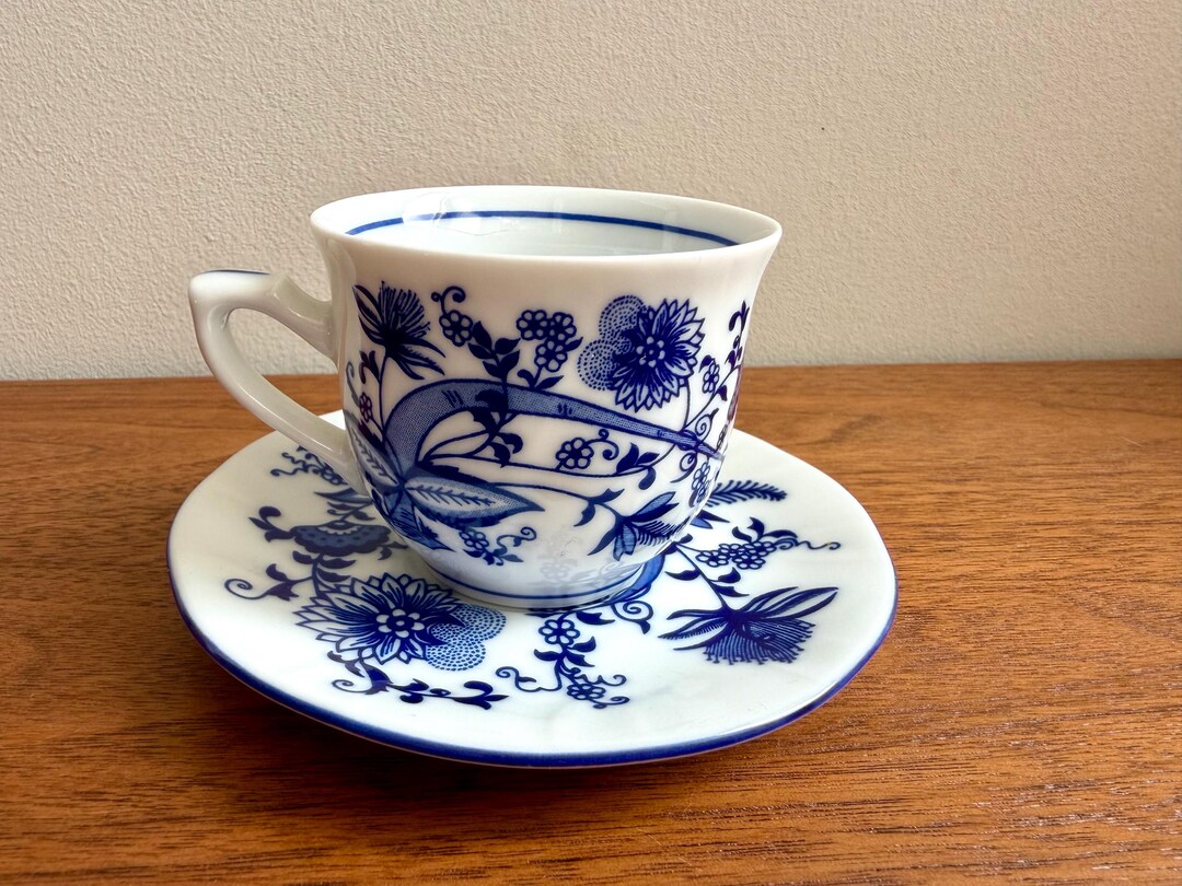 Vintage Made in Poland Porcelain Korona Zwiebelmuster Blue and White ...