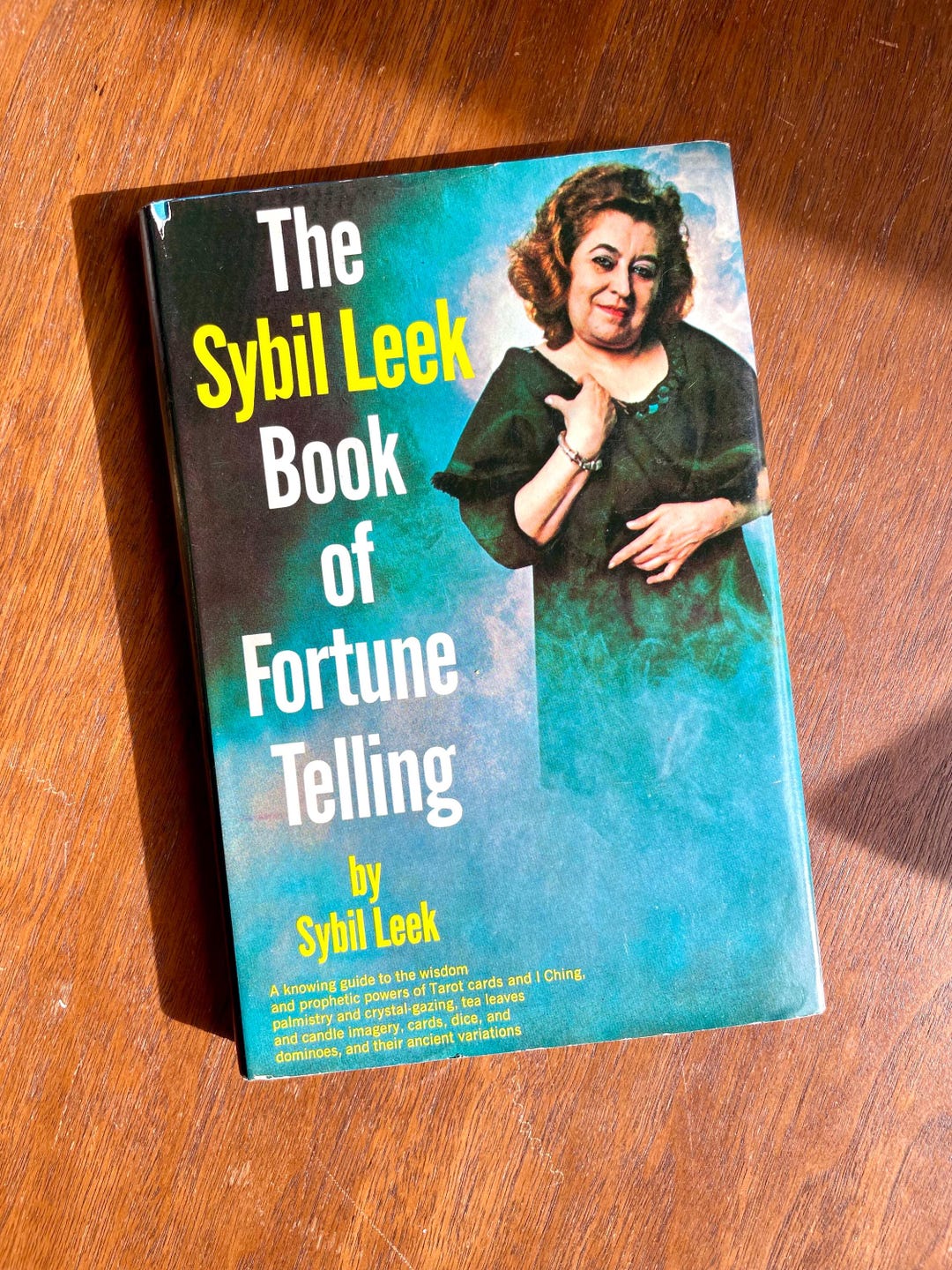 The Sybil Leek Book of Fortune Telling by Sybil Leek (1969) | Vintage ...