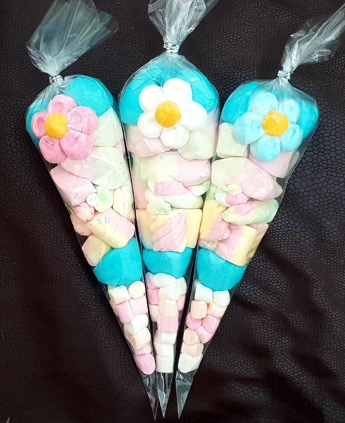 10 Marshmellow Pre Filled Sweet Cones Party Bags Kids Children - Etsy UK