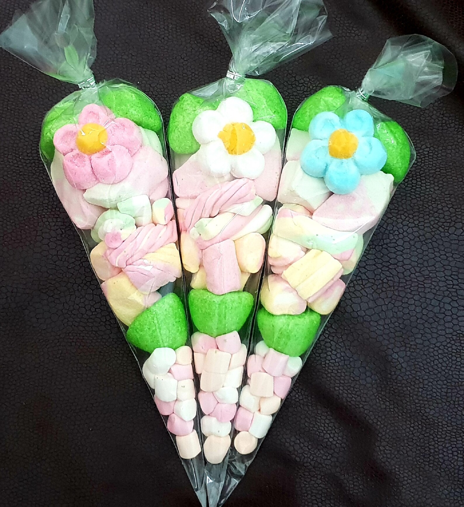 20 Marshmellow Pre Filled Sweet Cones Party Bags Kids Children - Etsy UK