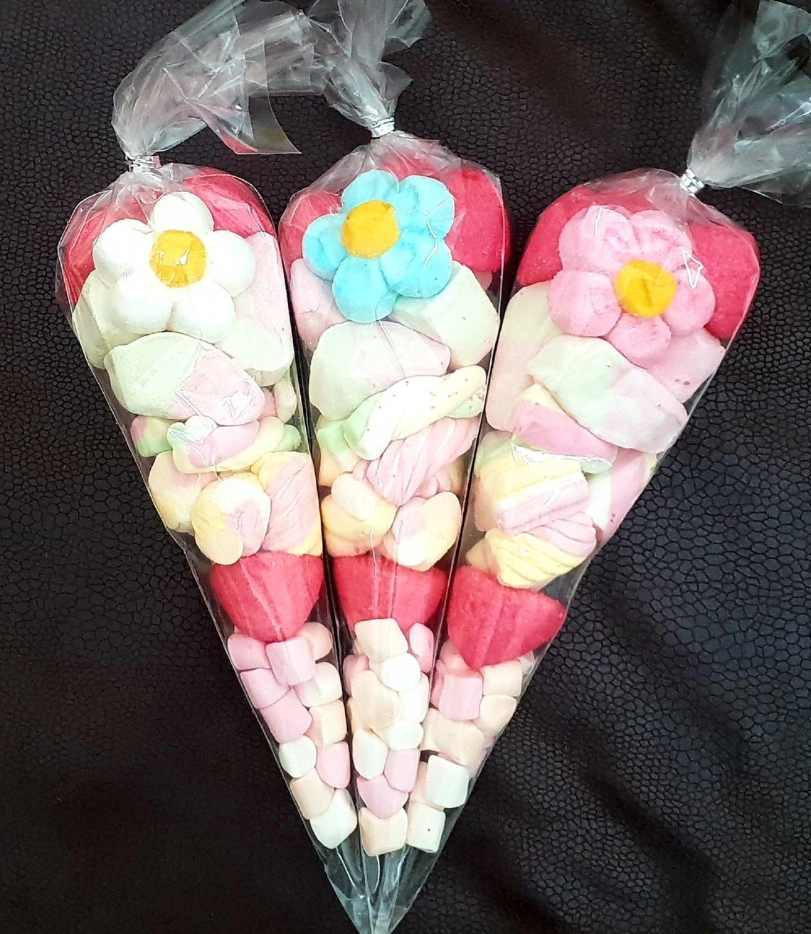 10 Marshmellow Pre Filled Sweet Cones Party Bags Kids Children - Etsy UK