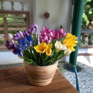 Crocus Mini Artificial Fabric Flowers Bouquet 30 Cm - Etsy