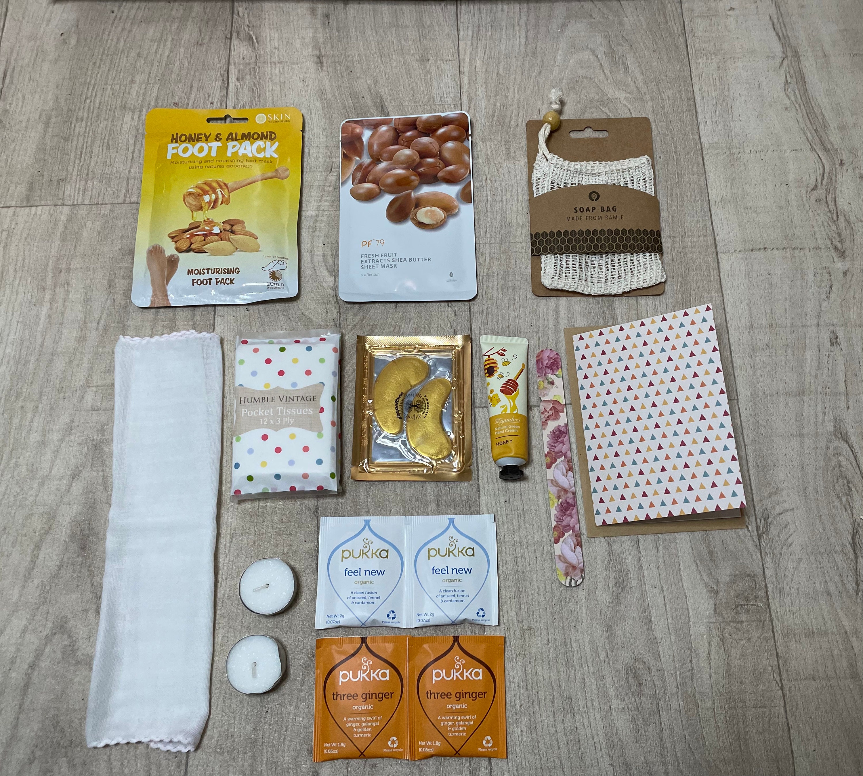 Easter Pamper Box, Spa Letterbox Gifts for Her - Etsy Italia