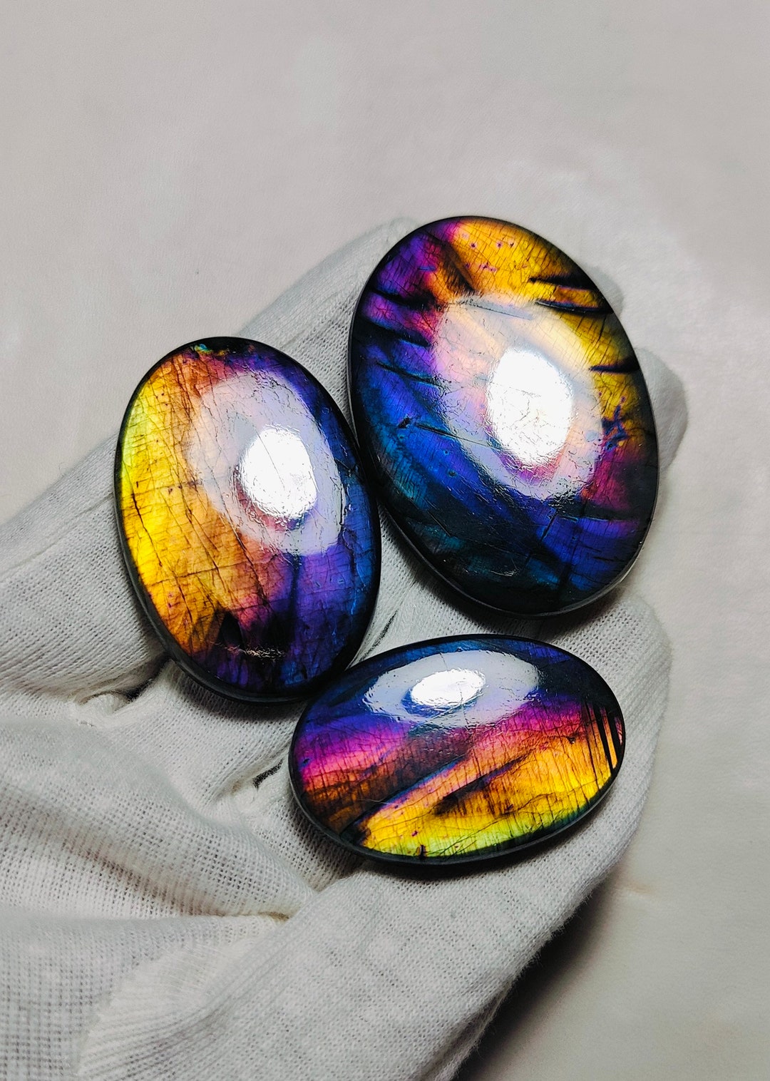 Spectrolite Cabochon Pendant: Multi-color Jewelry (290 Carat) - Etsy