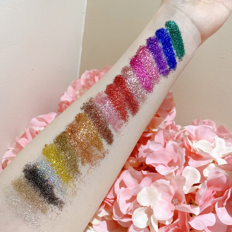 Crystal Prism Magical Wand All Glitter Eyeshadow Palette, Magical Anime ...