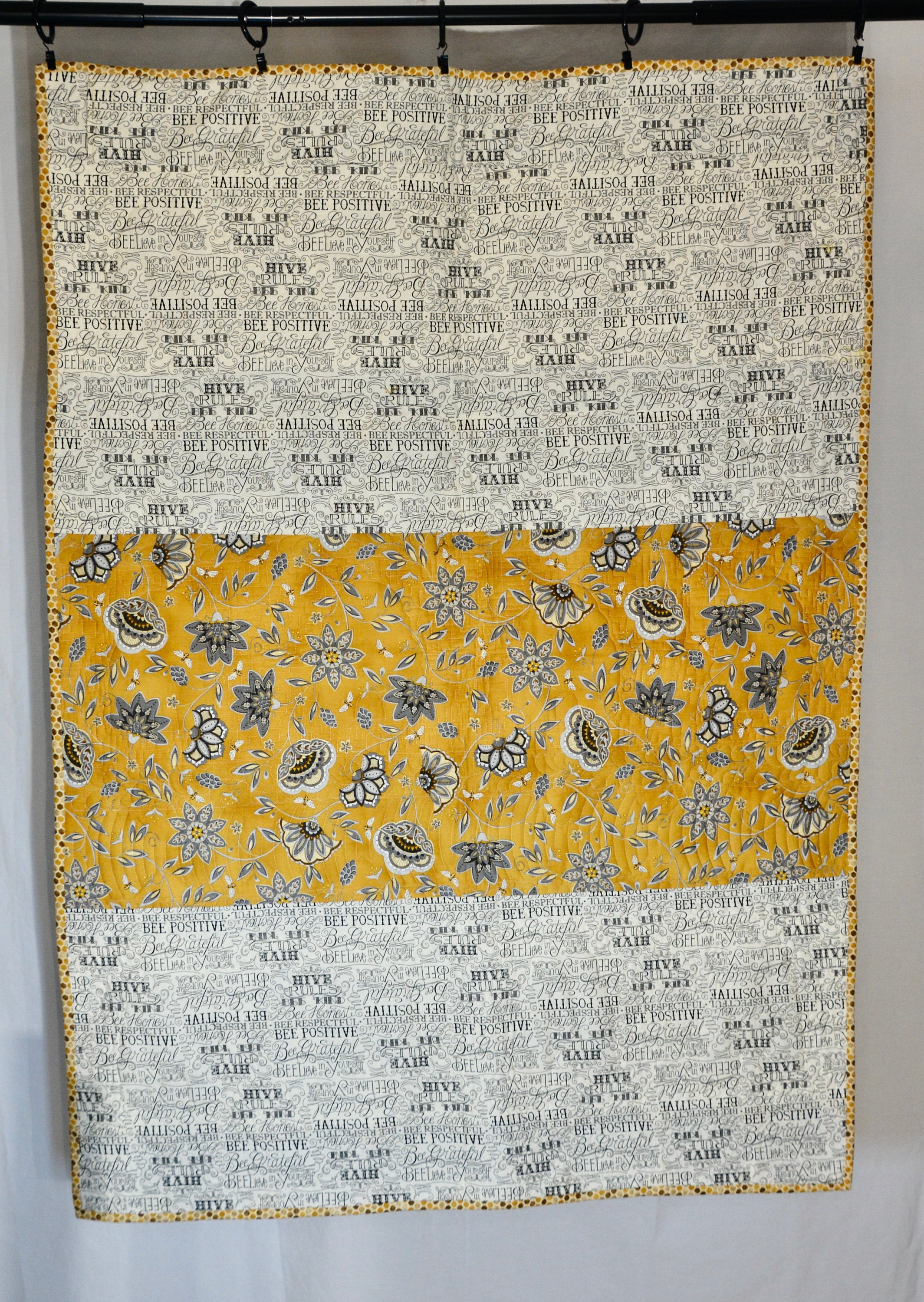 Beehive / Quilt / Yellow / Black / Bees - Etsy