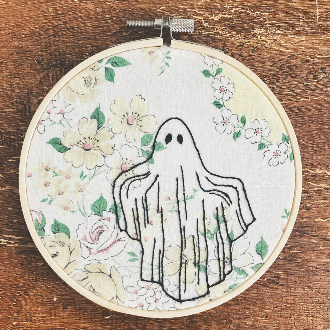 Cute Ghost Embroidery Spooky Hand Embroidery Vintage - Etsy