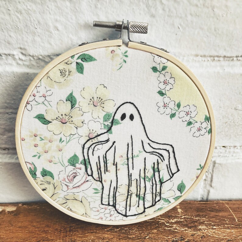 Cute Ghost Embroidery Spooky Hand Embroidery Vintage - Etsy