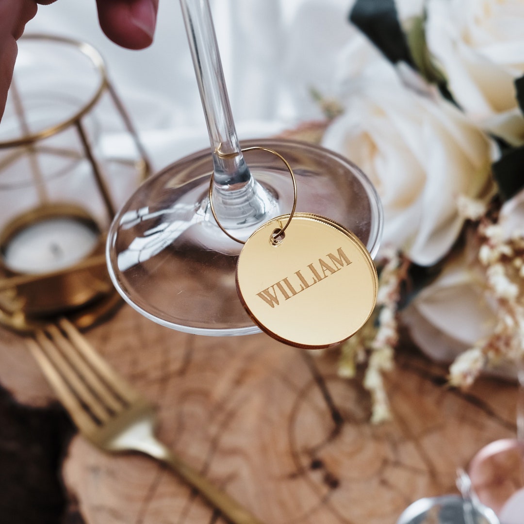 Wedding Name Place Cards Ideas Party Decorations Circle Place Names ...