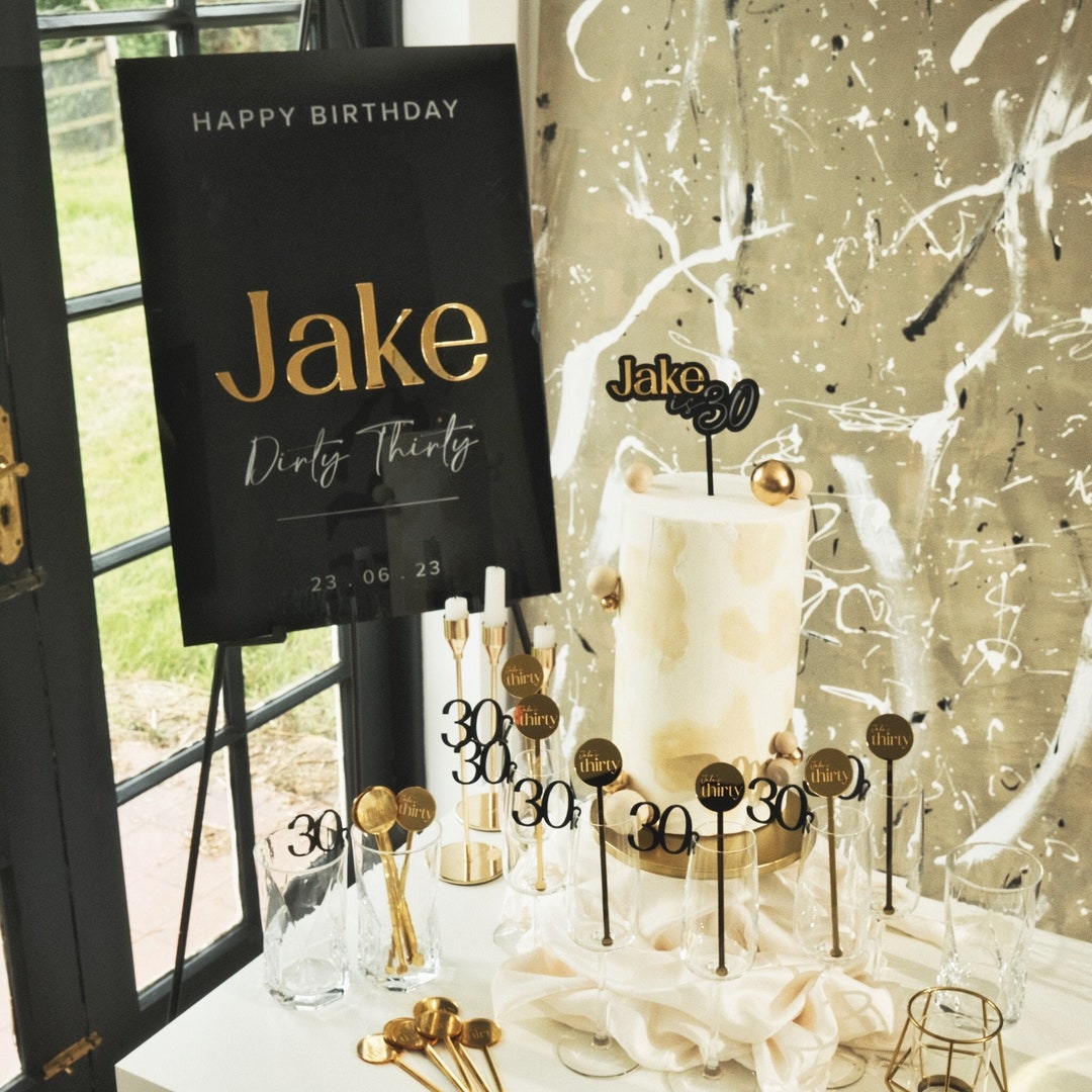 Custom Birthday Decorations for Man or Women Luxury Party Decor for ...