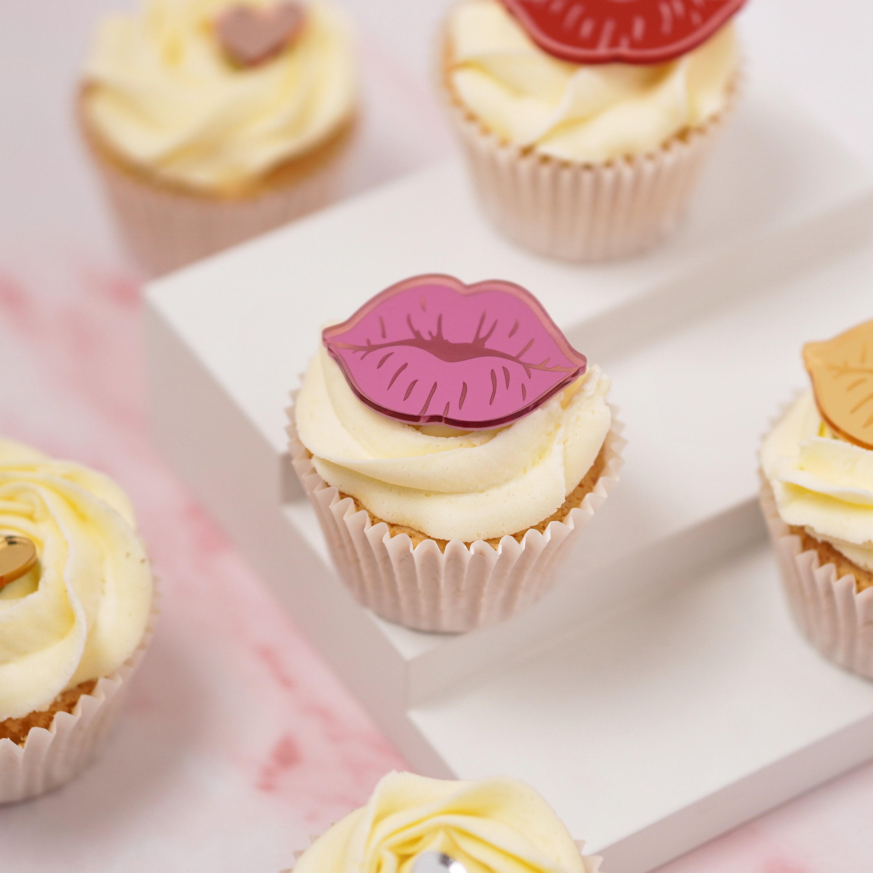 Valentines Cake Topper SET Lips Cake Topper Valentines Cake | Etsy