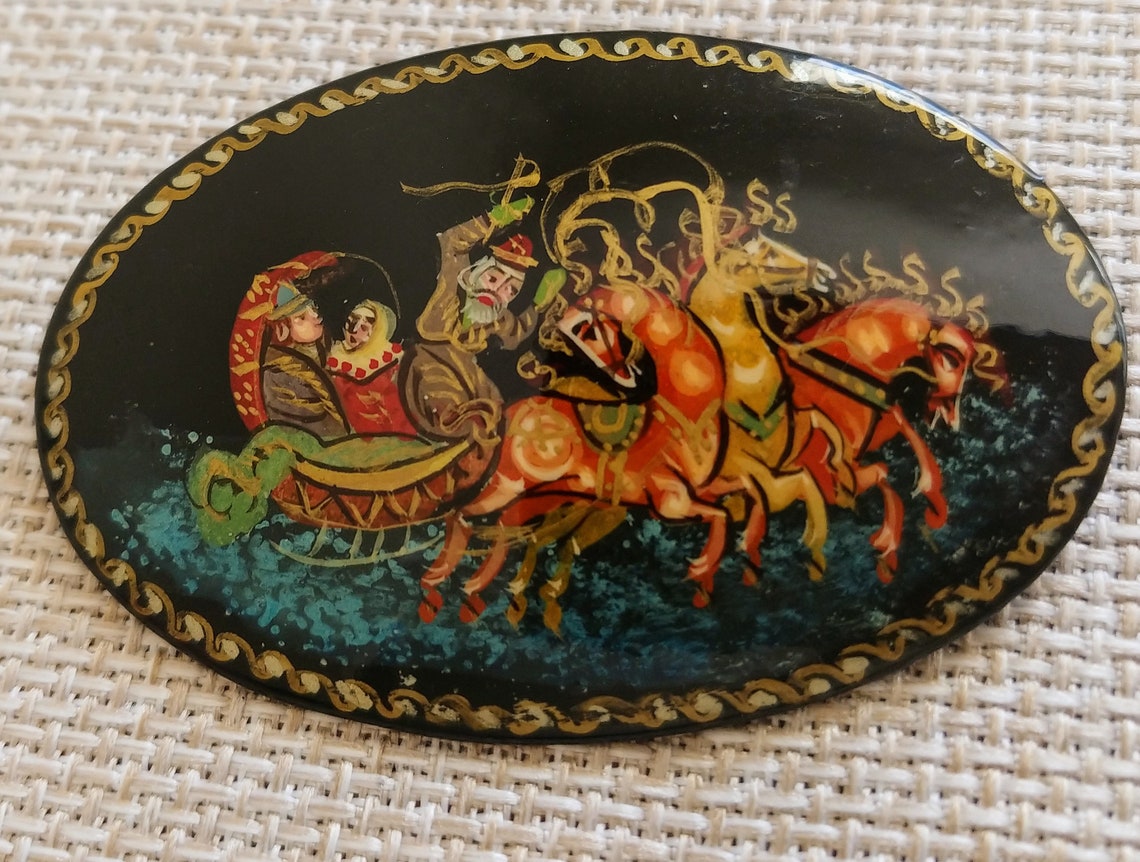Russian Lacquer Art Brooch - Etsy