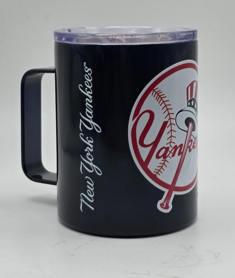 SLIGHT PRINT DEFECT - New York Yankees Insulated Steel Travel Mug ...