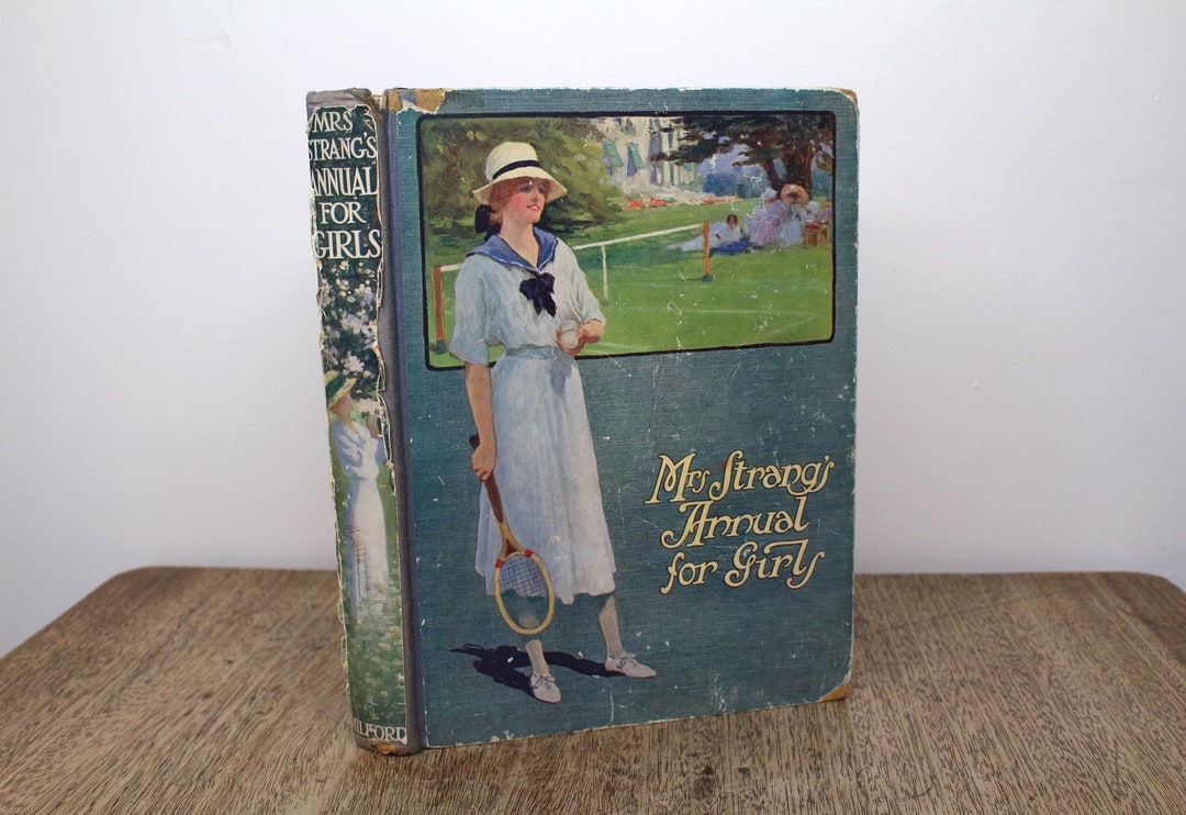 Mrs Strang's Annual for Girls C. 1926 - Humphrey Milford: Oxford ...