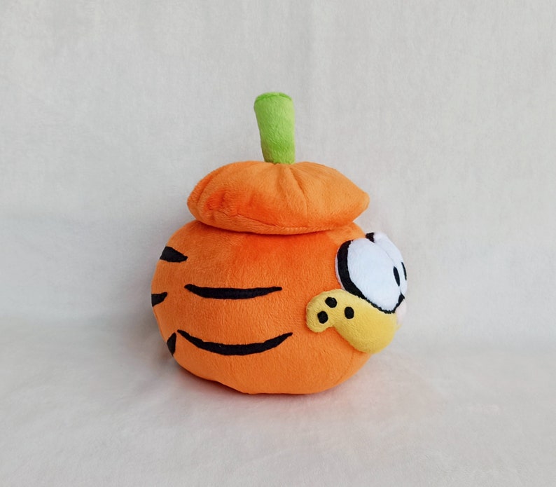 Garfield Plush, Pumpkin Garfield, Comic Strip Character Cartoon Funnies ...
