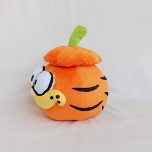 Garfield Plush, Pumpkin Garfield, Comic Strip Character Cartoon Funnies ...