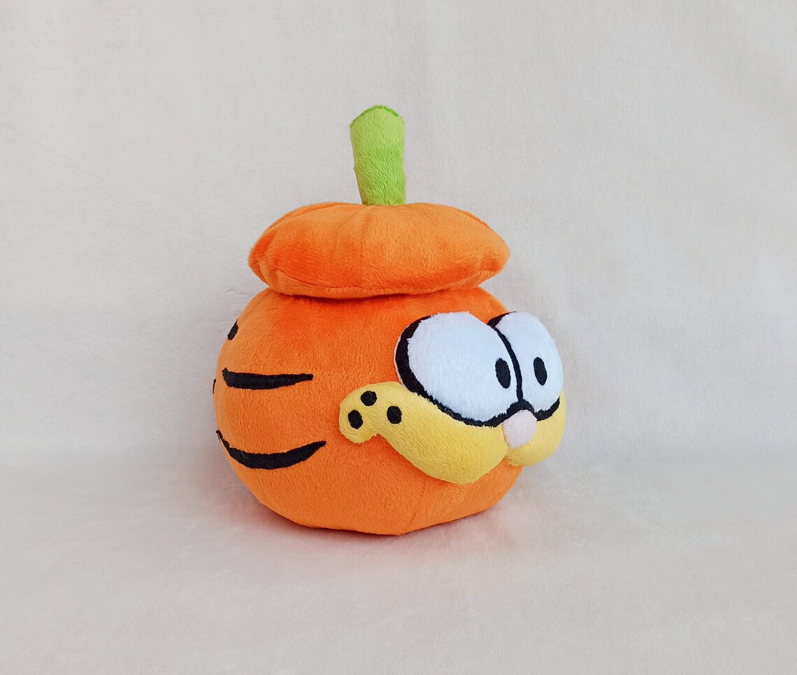 Garfield Plush, Pumpkin Garfield, Comic Strip Character Cartoon Funnies ...