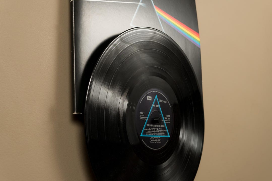 Vinyl Record Wall Mount With Disc Display | Album Cover & LP Holder ...