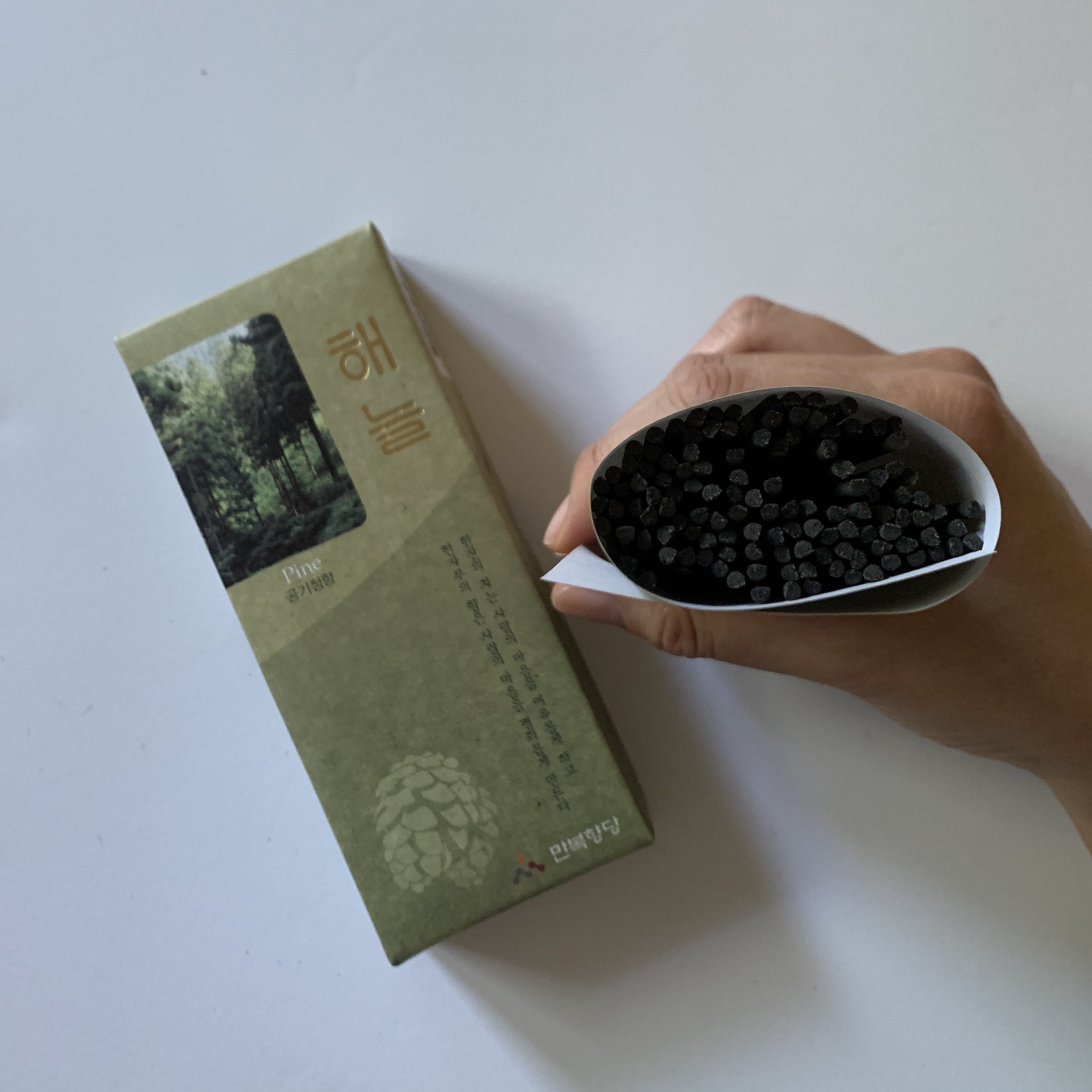 Smokeless Korean Incense - PINE - Made With Bamboo Charcoal - Etsy