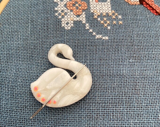 Swan Needle Minder for Cross Stitch Needle Keeper Needle Holder Cross ...