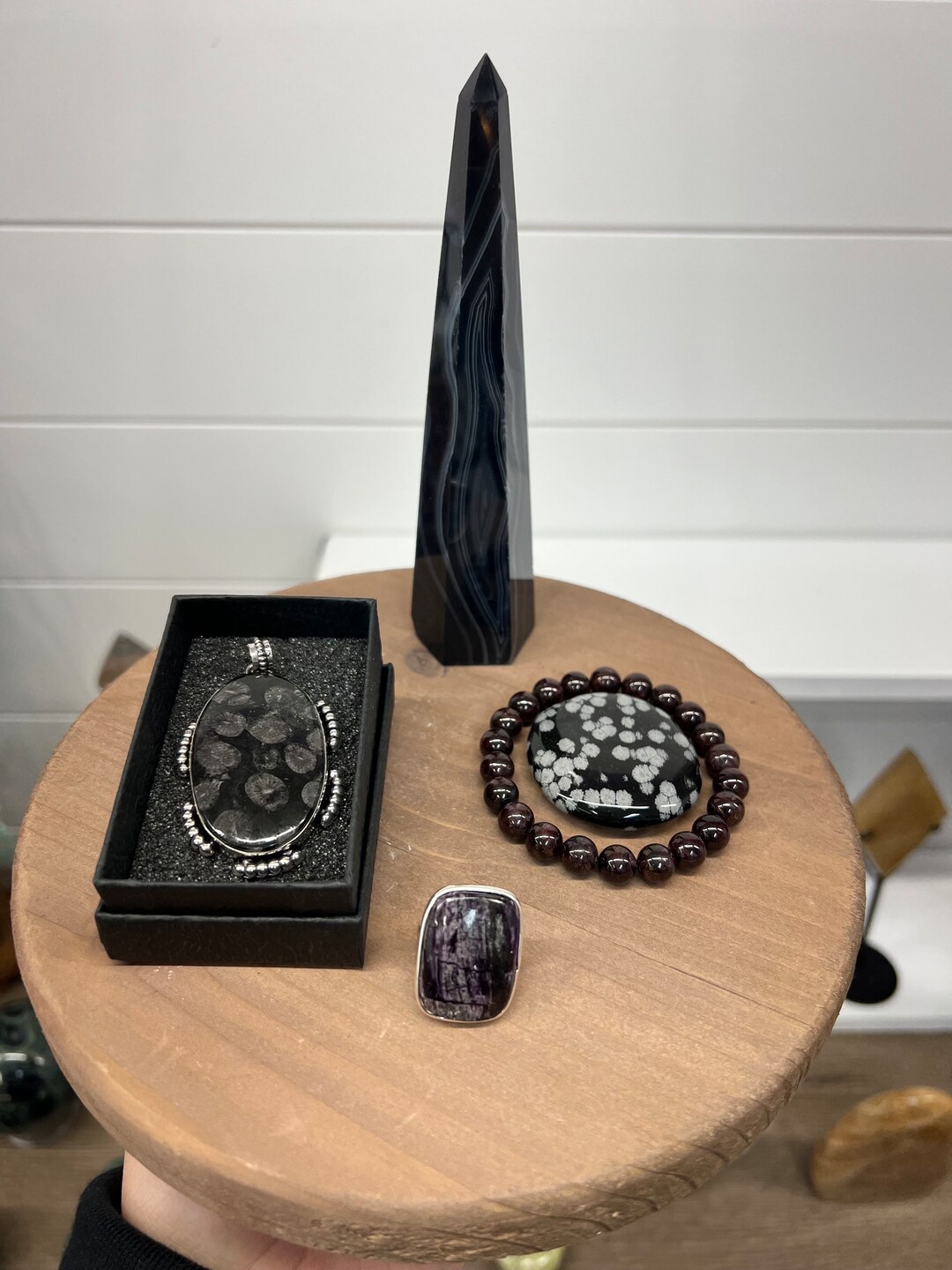 Mystery Box 𝒟𝒶𝓇𝓀 ℳ𝒶ℊ𝒾𝒸 𝒢ℴ𝒹𝒹ℯ𝓈𝓈 Themed Intuitively Chosen Crystal Mystery Box Intuitive Crystals ...