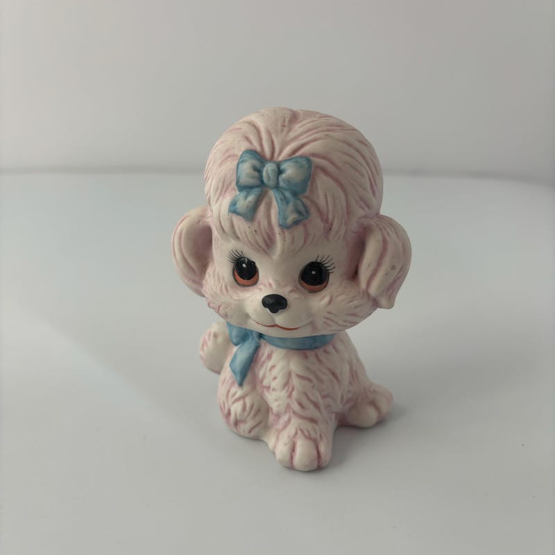 Kitsch Figurine - Etsy