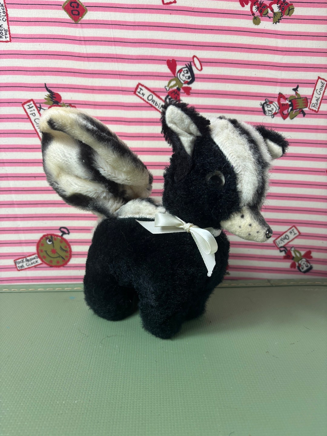 Vintage 1960s Stuffed Skunk Plush - Etsy