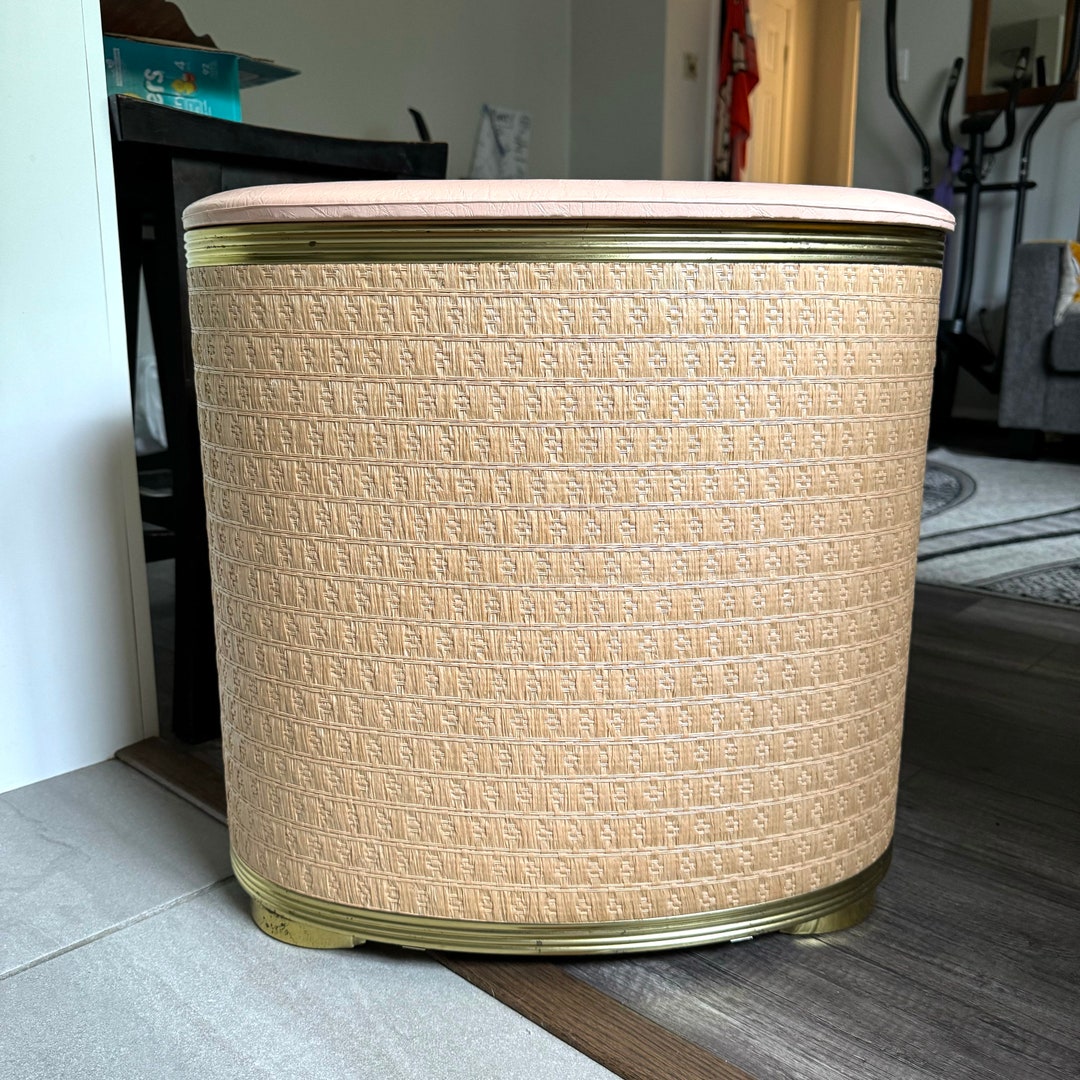 Vintage Hamper Peach Vinyl and Wicker Laundry Hamper - Etsy