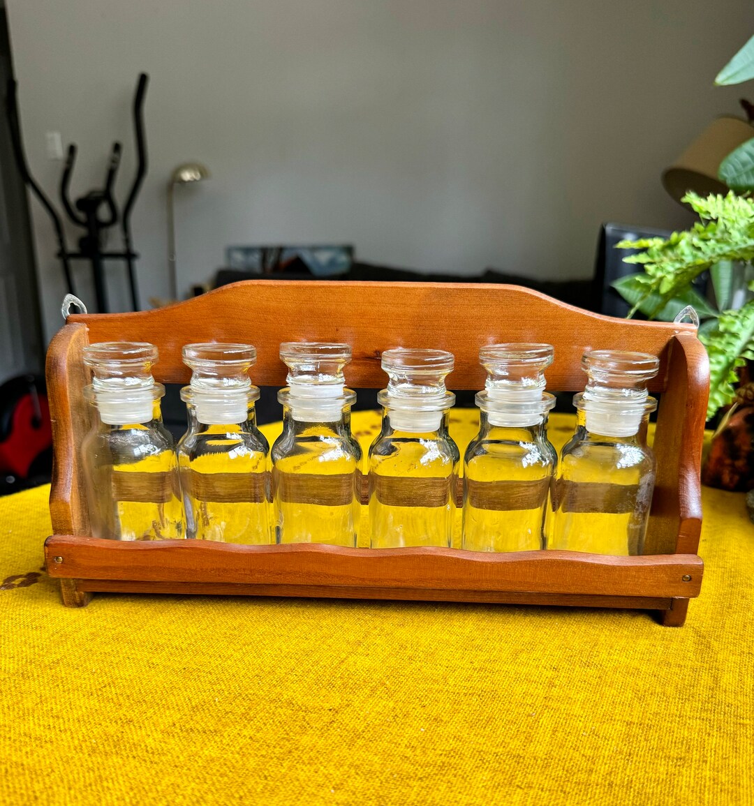 Vintage Spice Rack With Glass Apothecary Spice Jars - Made in Japan - Etsy