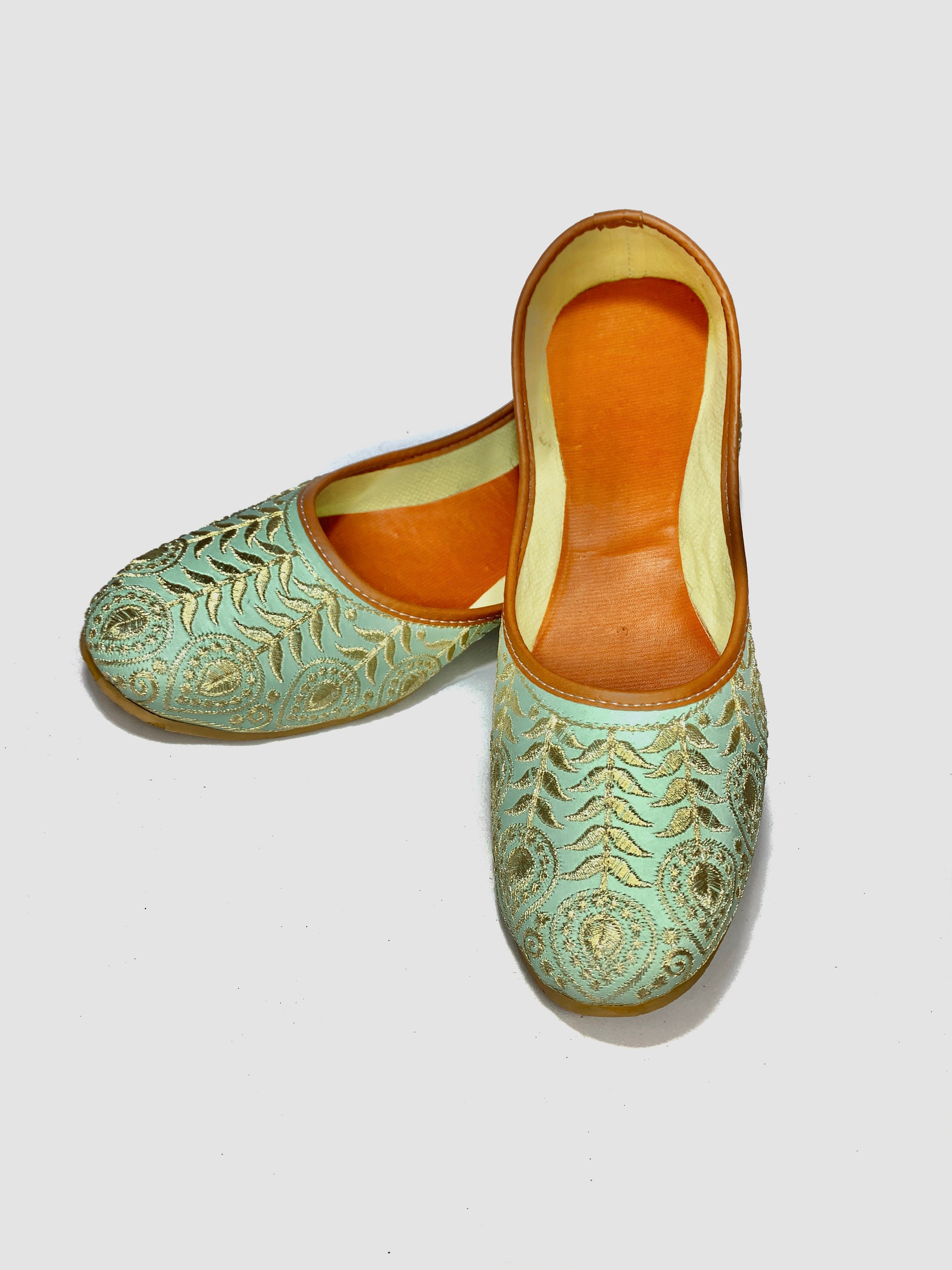 Embroidered Traditional Indian Jutti, Formal Indian Jutti Shoe for ...