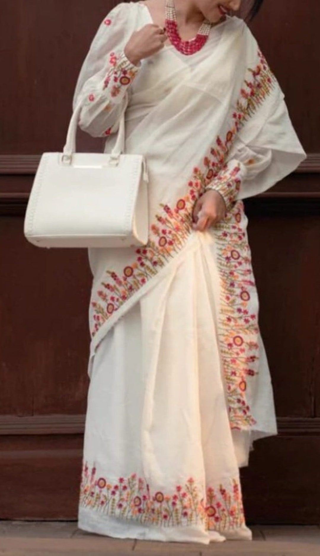 Elegant Pure Cotton Floral Embroidered Saree With Blouse Piece ...