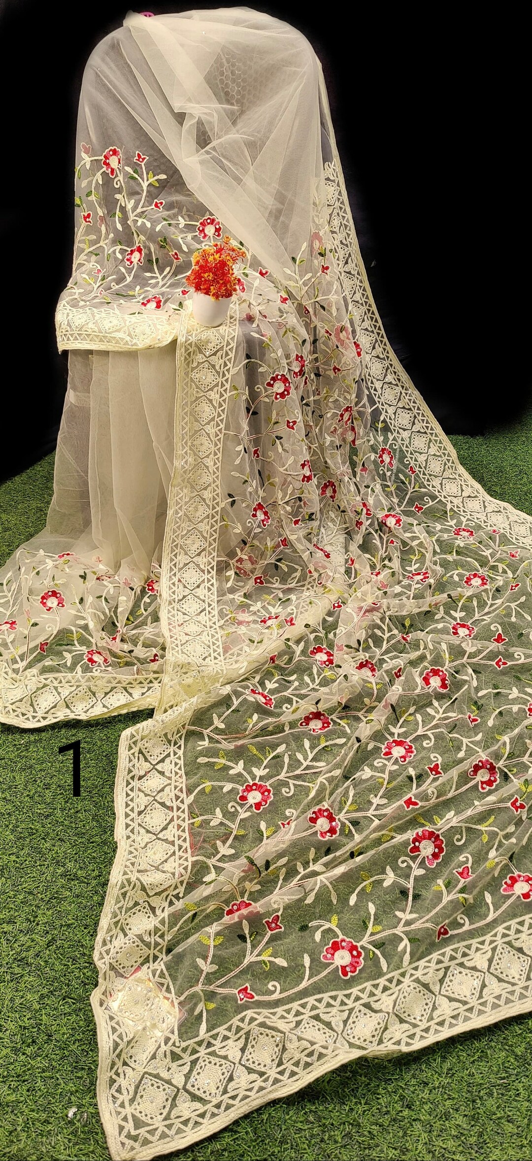 Lucknow Chikankari Saree With Blouse Piece/ Pure Satin Chiffon ...