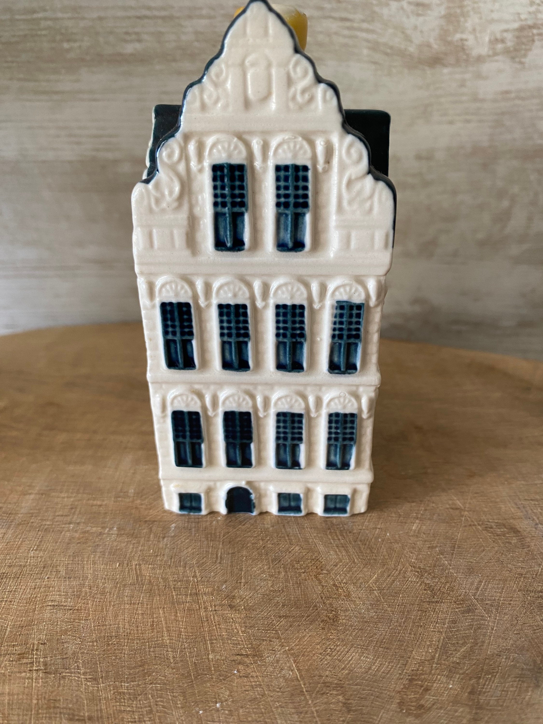 KLM Delft Bols House . Collectible Miniature Delft House Numbers 81 KLM ...