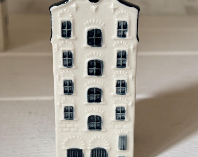 KLM Delft Bols House . Collectible Miniature Delft House Numbers 33 KLM ...