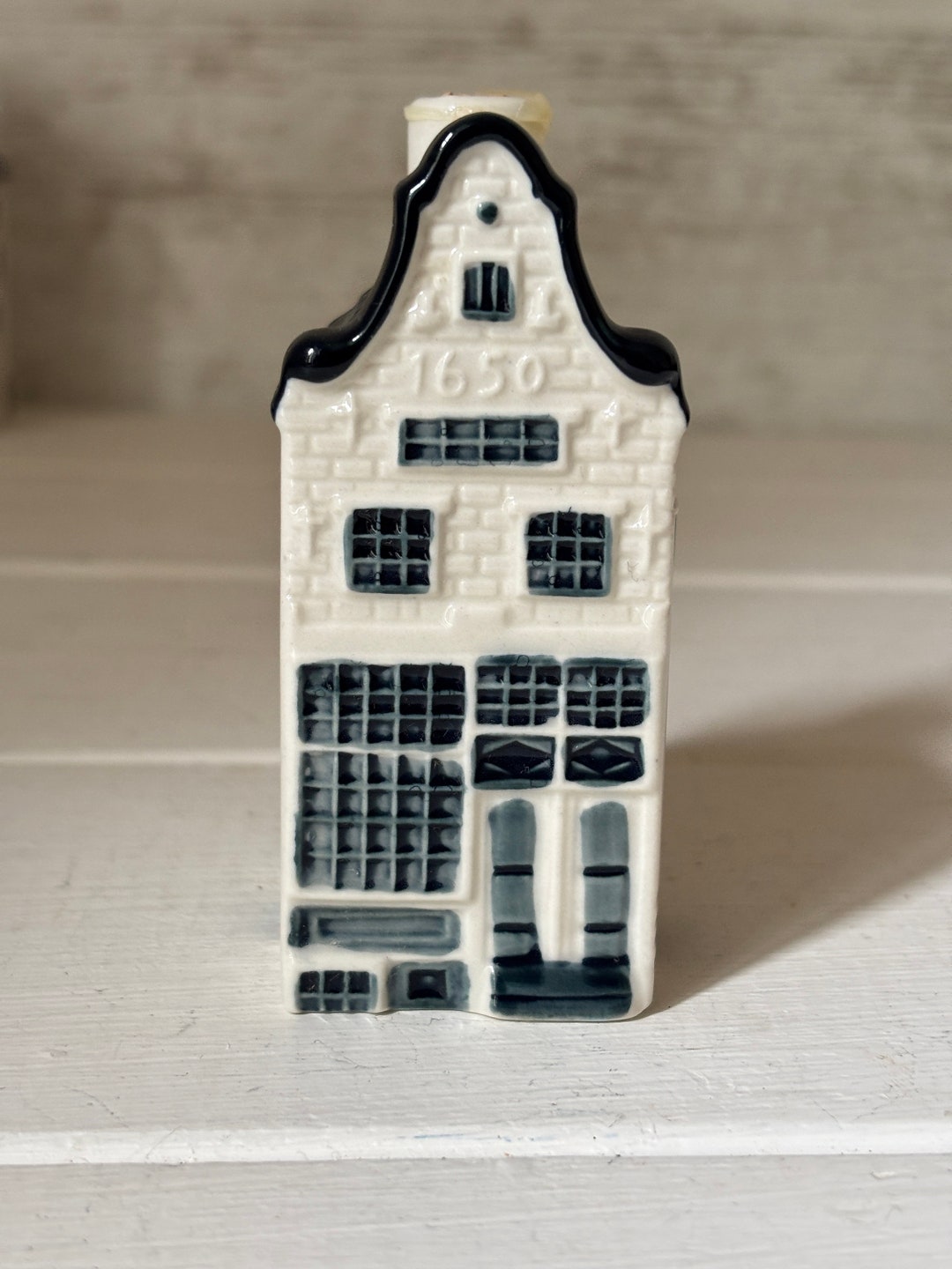 KLM Delft Bols House . Collectible Miniature Delft House Numbers 12 KLM ...