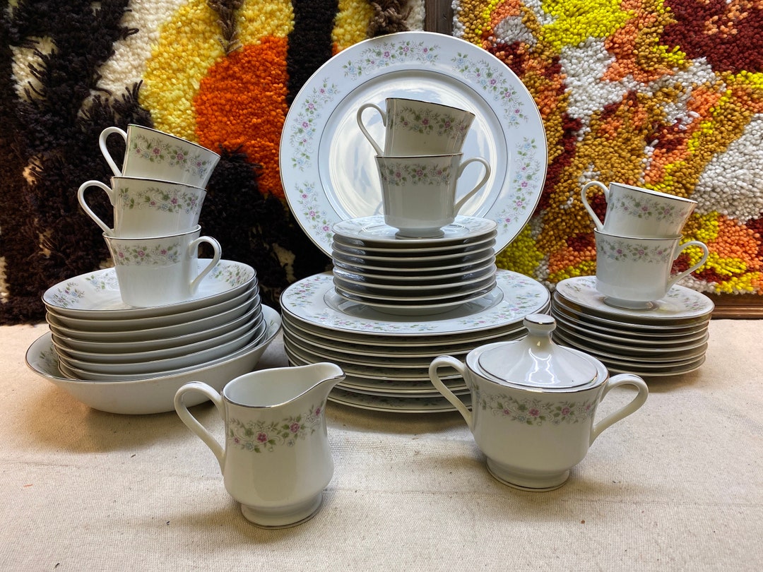 43 Piece Diamond China Richmond Pattern Dish Set - Etsy