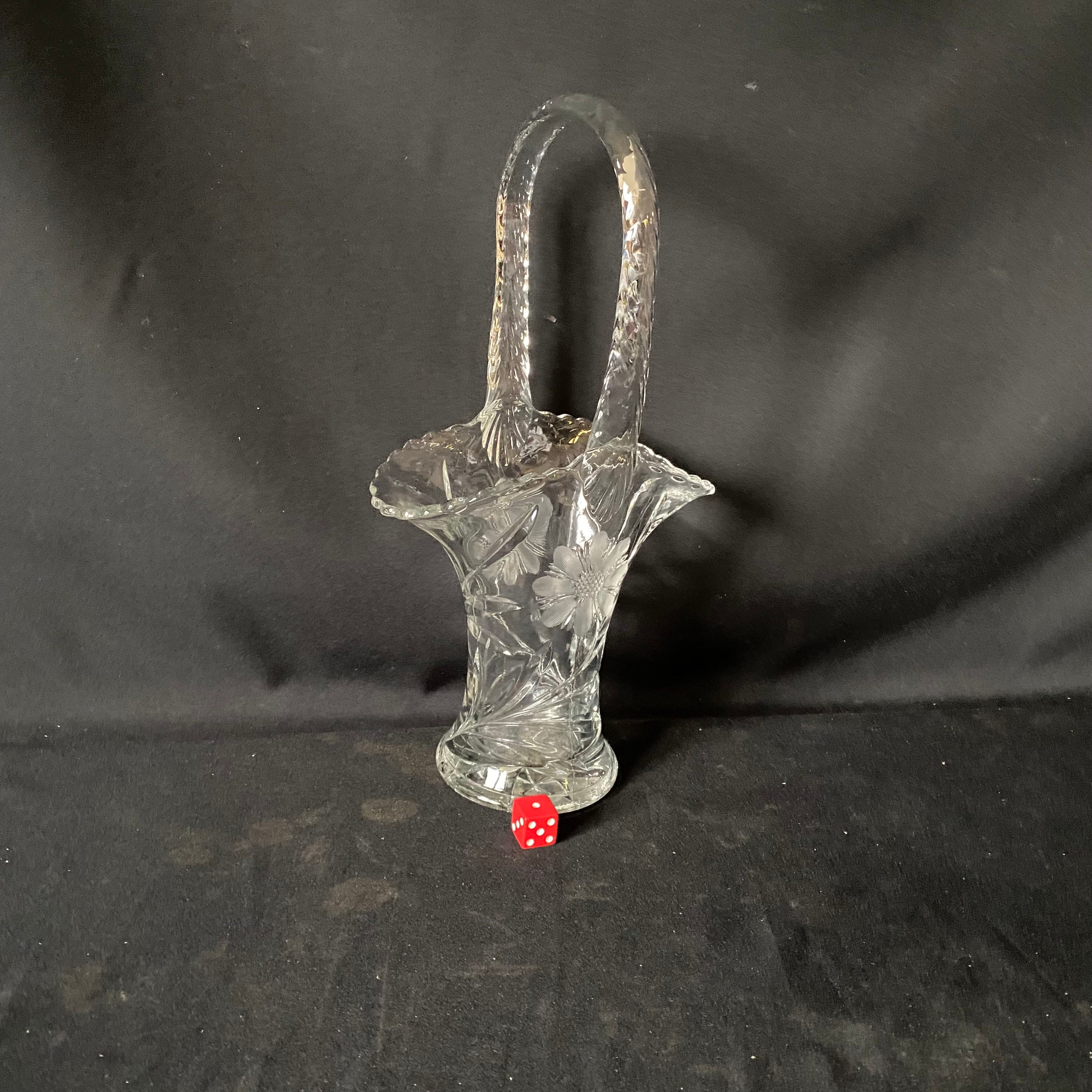 Vintage EAPG Wheel Cut Daisy Pattern Applied Handle Easter Bridal Vase ...