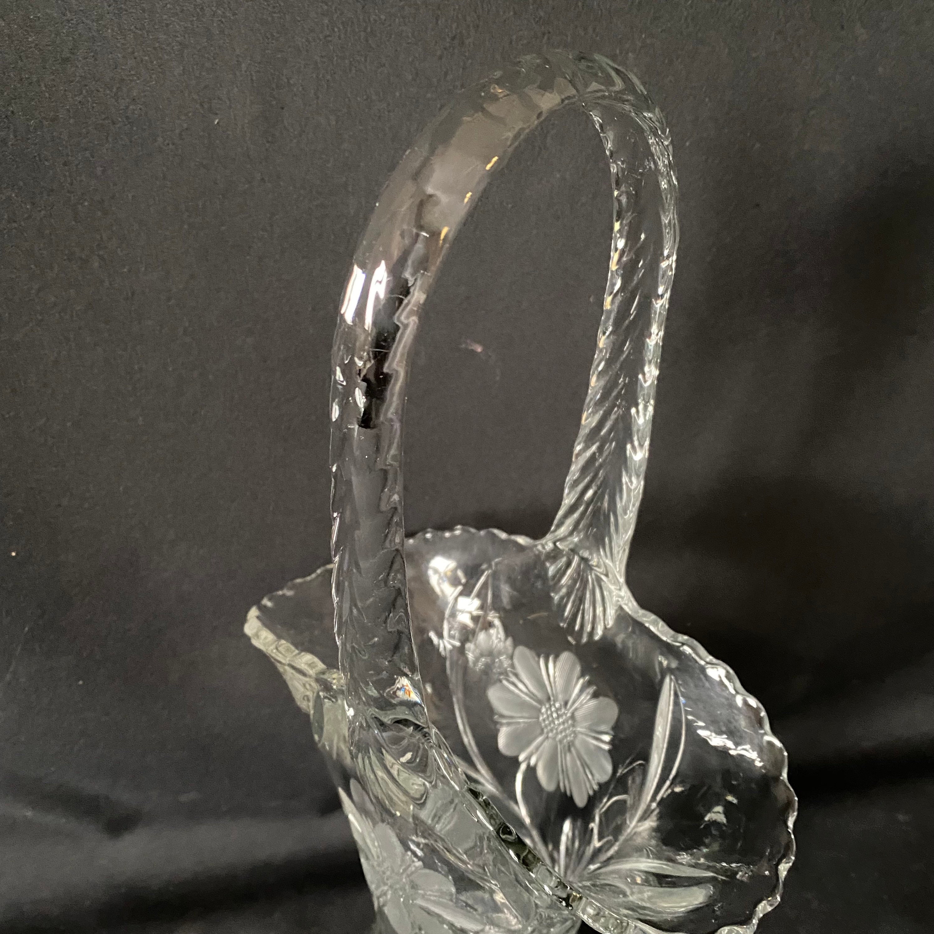 Vintage EAPG Wheel Cut Daisy Pattern Applied Handle Easter Bridal Vase ...