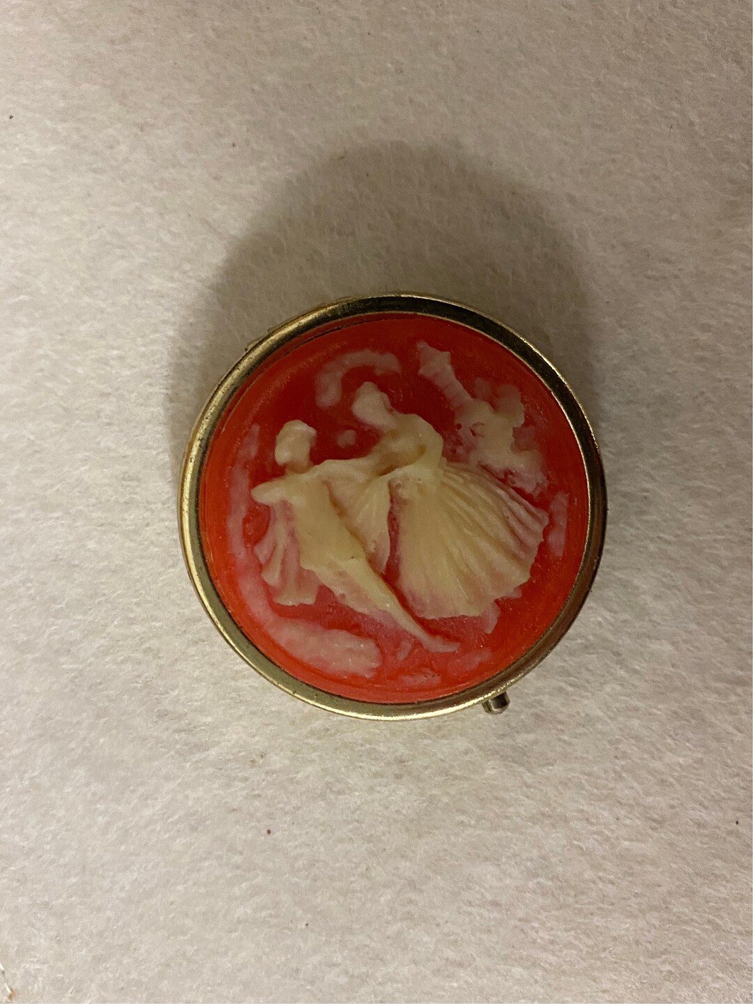 1950 Cameo Pill Box - Etsy