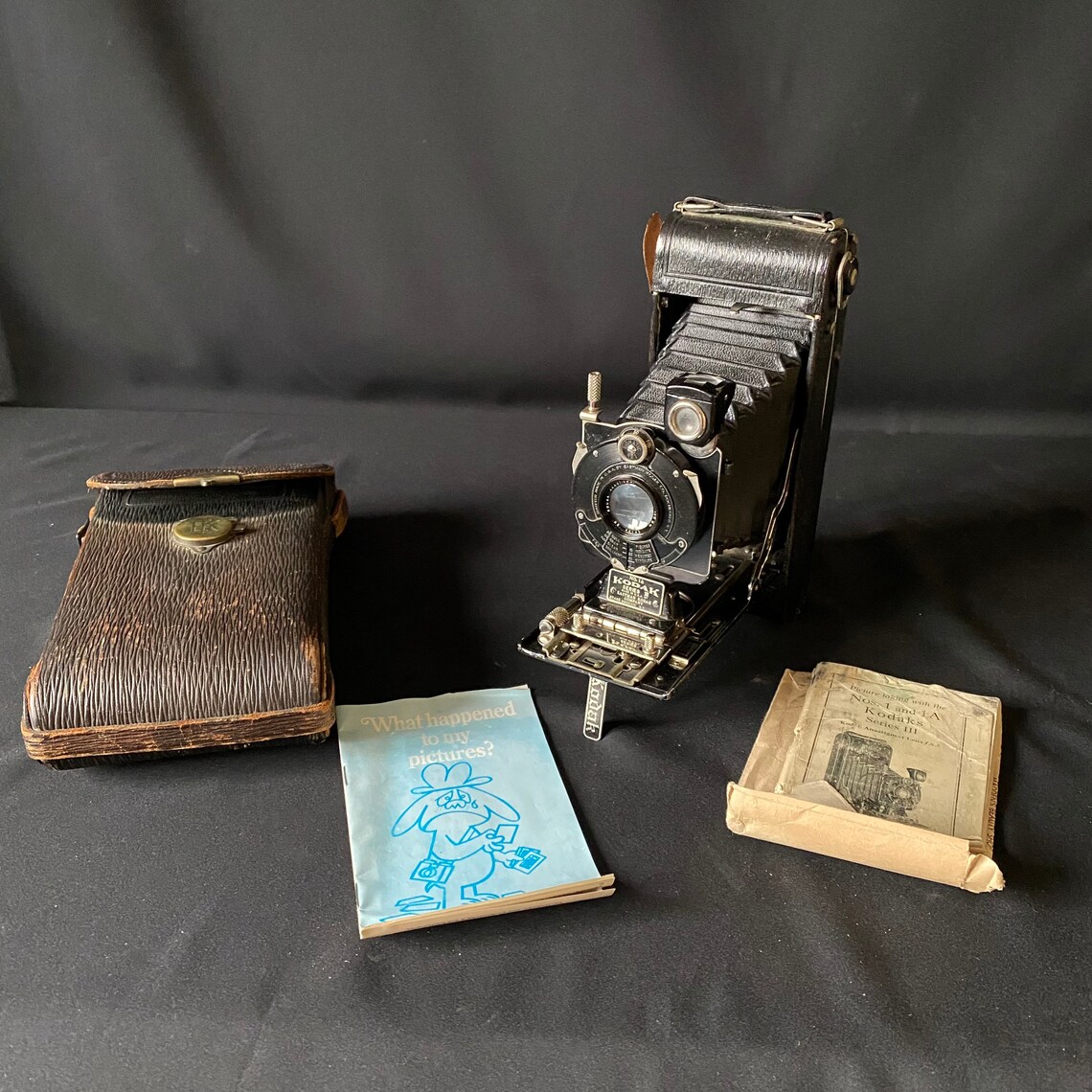 Vintage Eastman Kodak Folding Camera 1A Series III in Original Leather ...