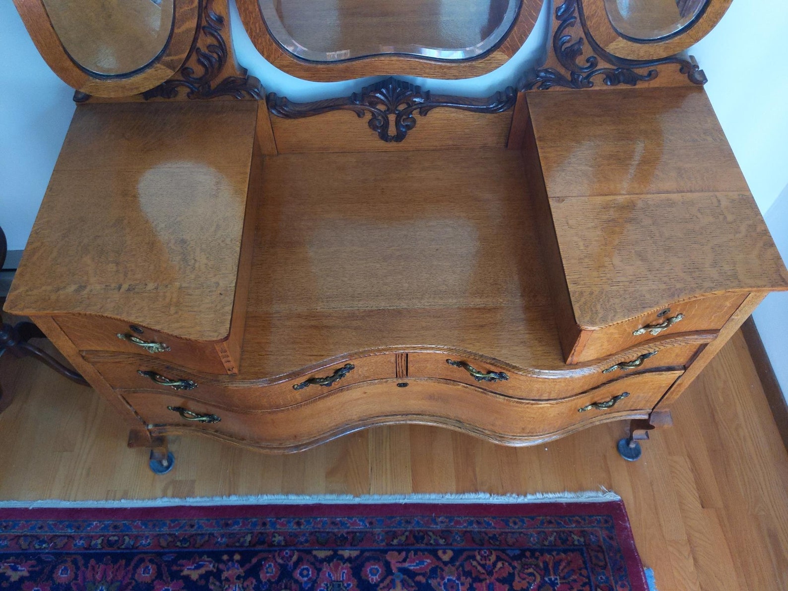 Vintage Tiger Oak Serpentine Vanity Dresser With Curved Drawers and ...