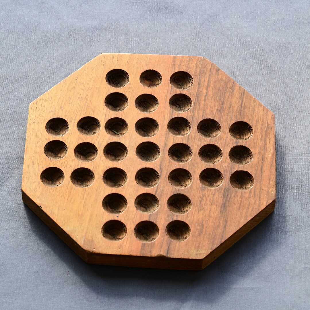 Vintage Solitaire Game Board Ideal for Antique Marble Display Unit ...