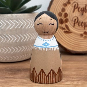 Sacagawea Peg Doll, Inspirational Women, Little People Big Dreams ...