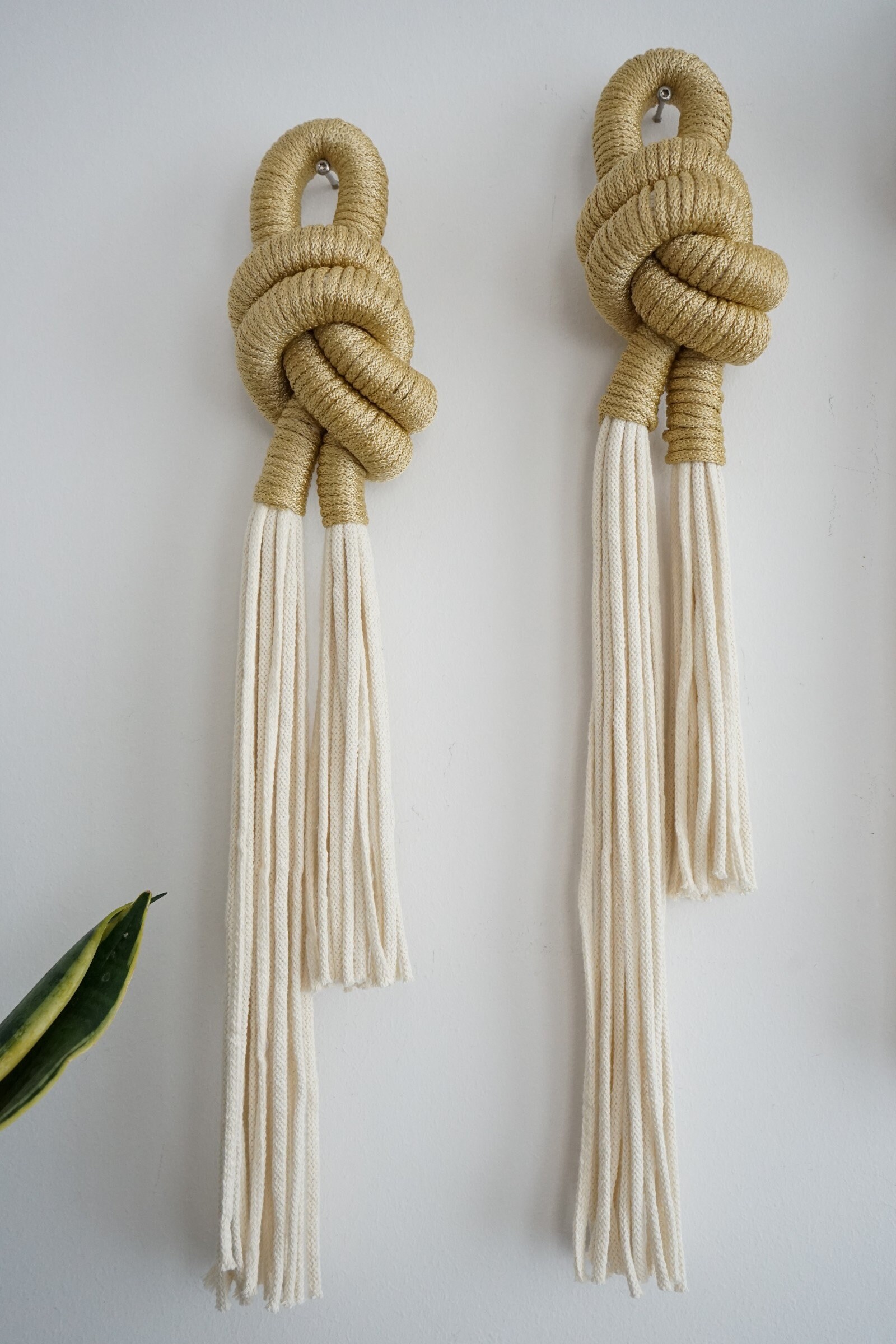 Macrame Wall Hanging Wrapped Knot Wall Hanging Modern Macrame Knot ...